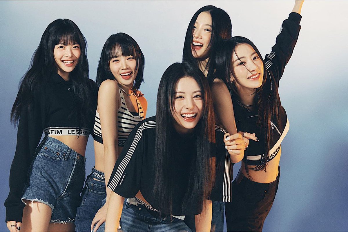 채원pick on Twitter: "RT @KDong_Y: 단체사진들 좋은데요?"