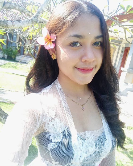 Bandar_Cosplay on Twitter: "RT @Gudang_Cosplay: Yang Lagi Rame Gadis Bali Link download: https ...