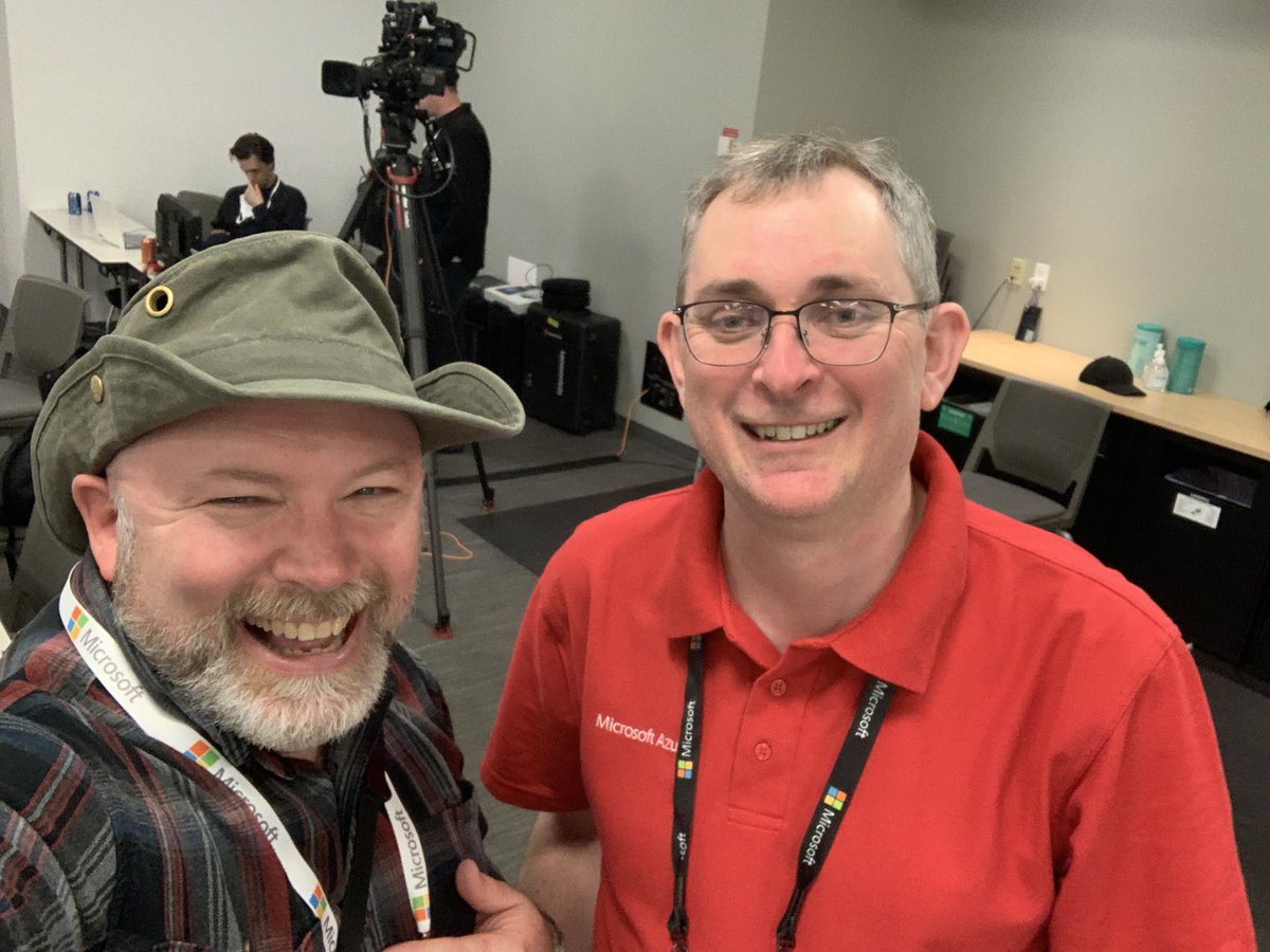 Gregor Suttie | T-Shaped Azure Architect ™ 🇺🇦 on Twitter: "This is the way :)"