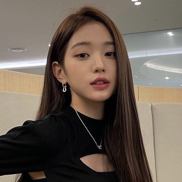 jinsu,guesung,seungho,sonny,gavi and pedri's gf😱 on Twitter: "RT @lhdbmns: 🌷 - restarting.. hi ...