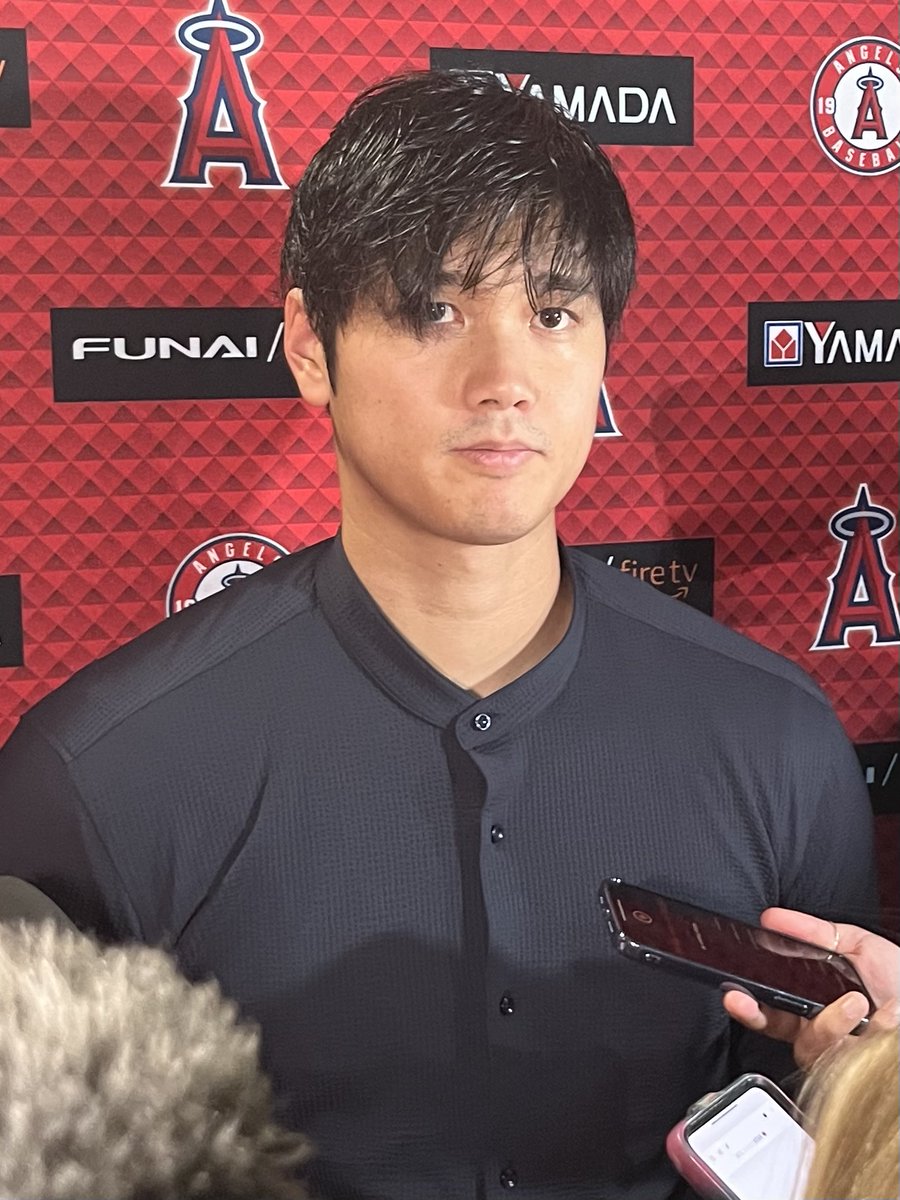 Full Count Mlb取材班 On Twitter エンゼルス・大谷翔平選手⚾️ 完全に余談ですが このオシャレなシャツ初めて見ました😲 ちなみに昨日は“bossティー”👍