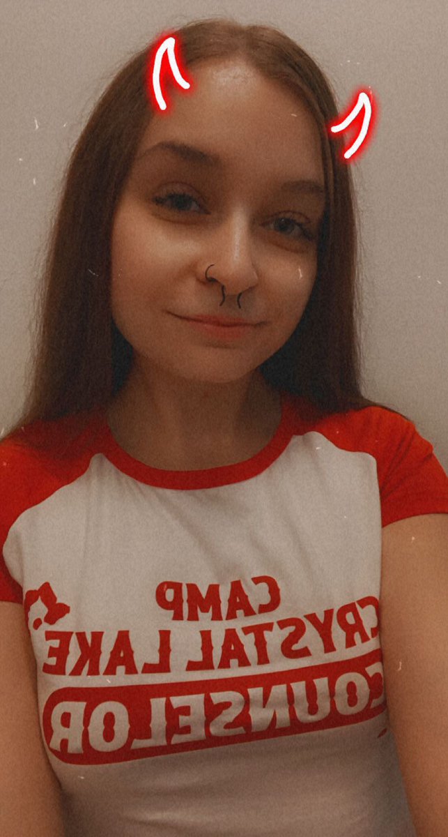 Bisexual Goth Bimbo On Twitter