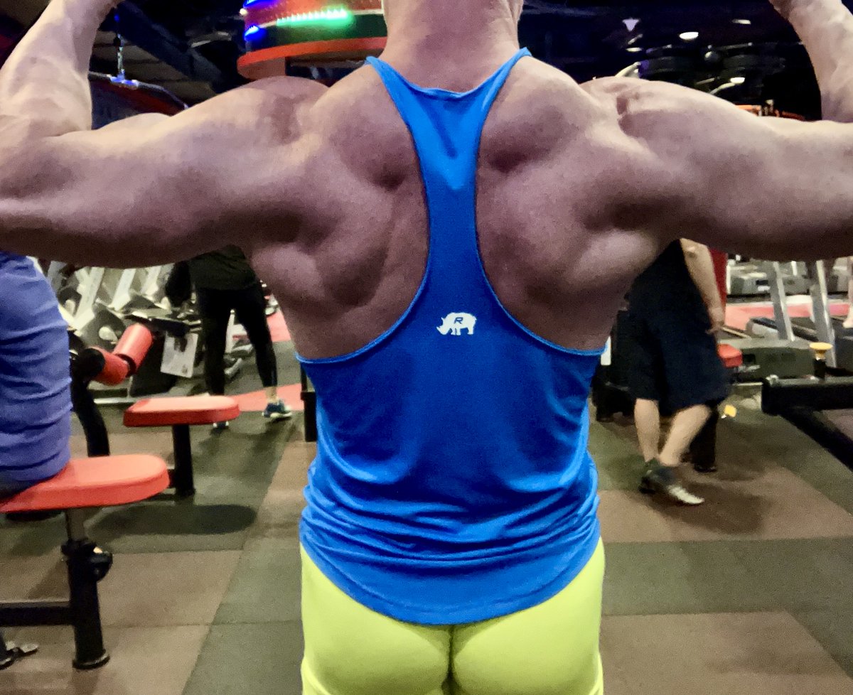Taipeimuscle On Twitter 💪🏼🔥these Spandex Shorts Love My Ass😍🍑