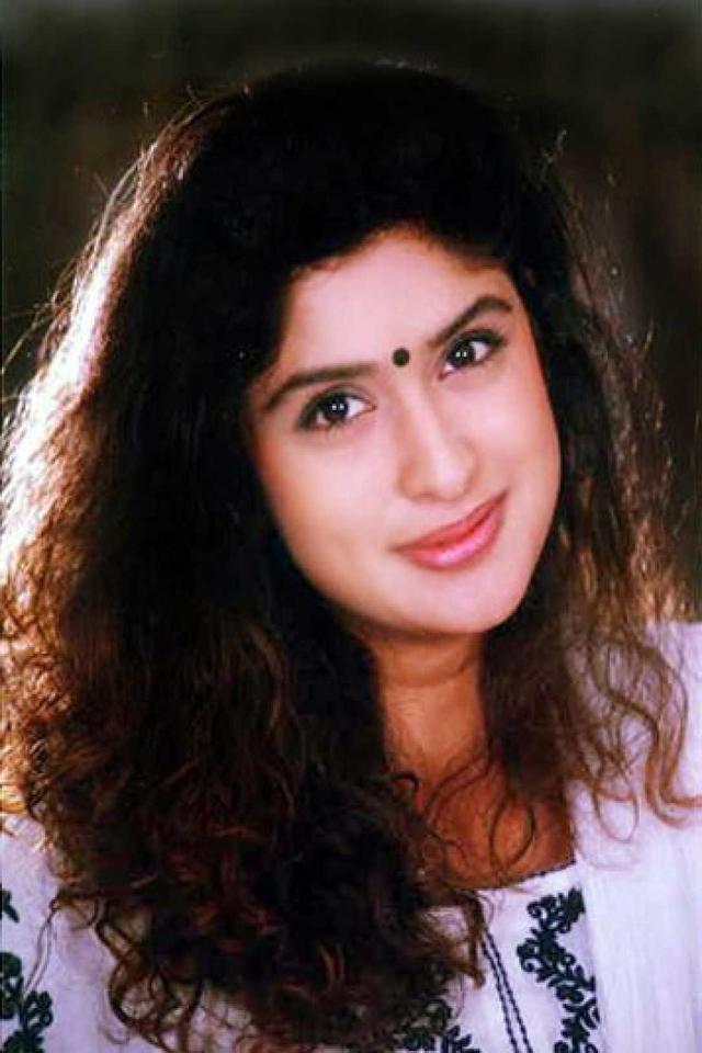 Anjala Zaveri 2023