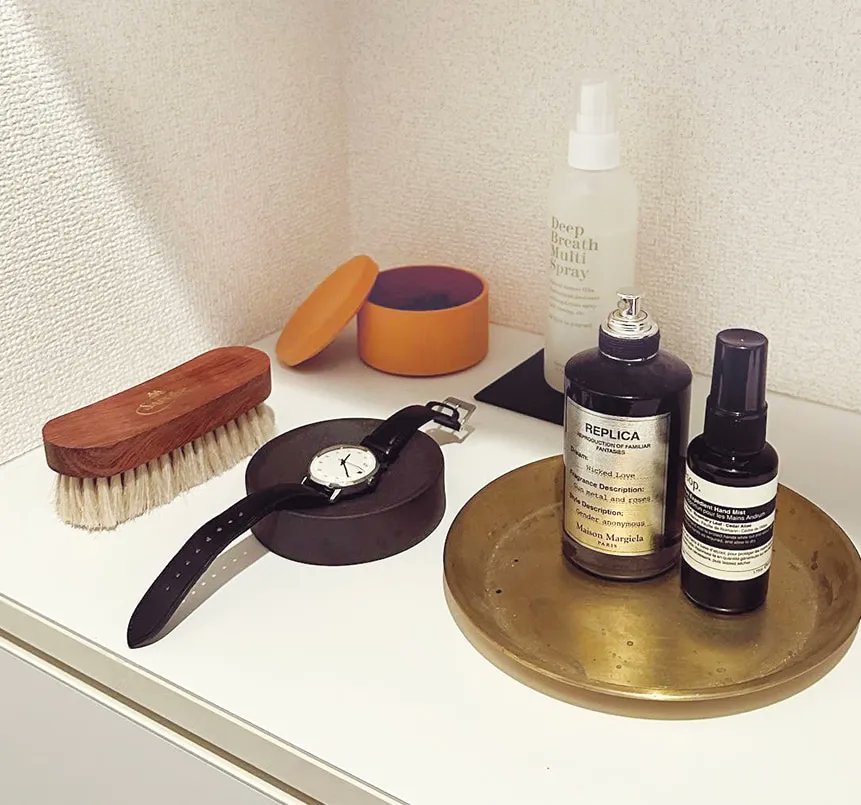 GINZA on Twitter: "玄関SNAP📸部屋に入ってまず目に入るこの場所には、住む人のセンスが表れるはず。 https://ginzamag.com/column ...