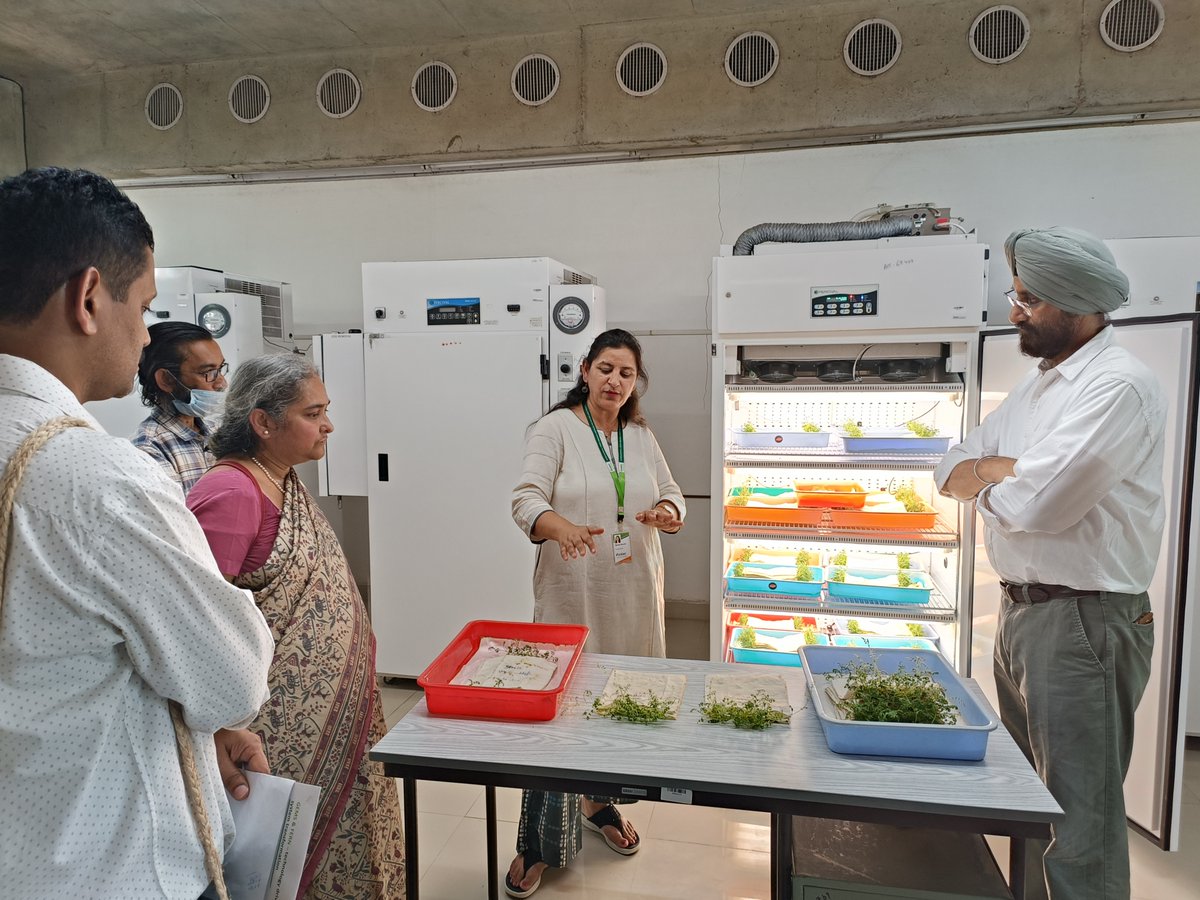 ICRISAT on Twitter: "Happy to receive Dr Subhra Chakraborty, Director and Dr Swarup K Parida ...