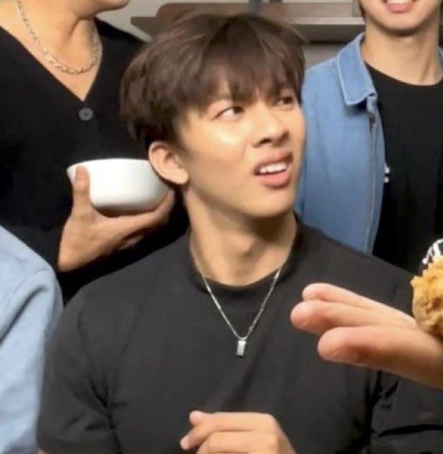 Dejie 🤍 on Twitter: "@eclipse_gilly @jennnawerid @muffi_jae https://t.co/H8vh0KSaOC" / Twitter