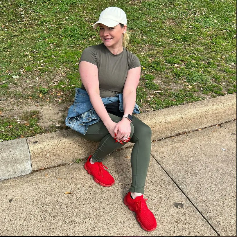 Lisey Sweet She Her On Twitter Happy 4 20 Meet Me On The Grassy