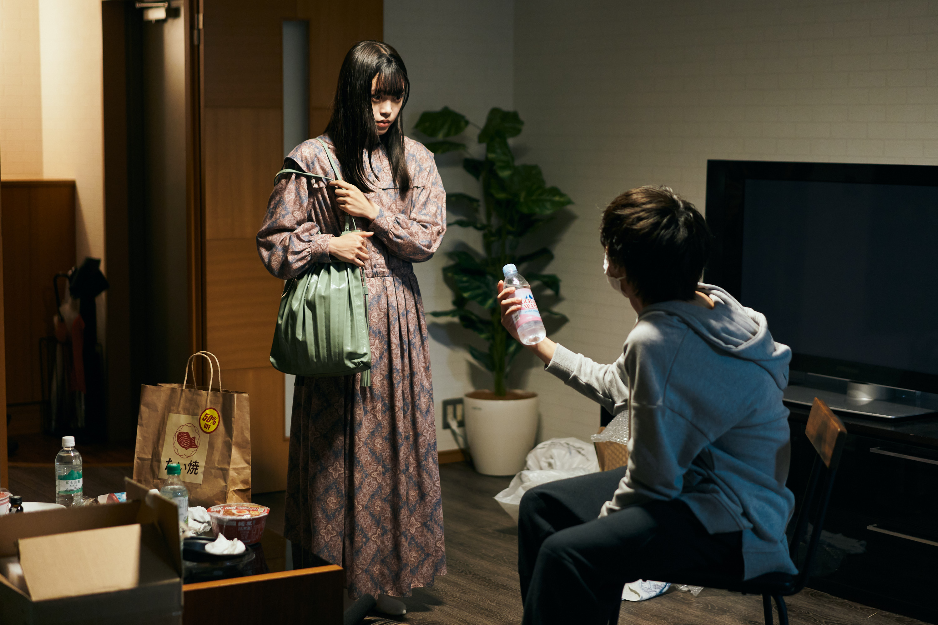 墜落JKと廃人教師【ドラマ特区公式】3話TVer &Huluで配信中 ️ on Twitter: " #墜廃ドラマ 4話📸チラ見せ⚠️ 弱った大人はもっとずるくなる…🙏🏻？ ― #Tver 🎥 ...