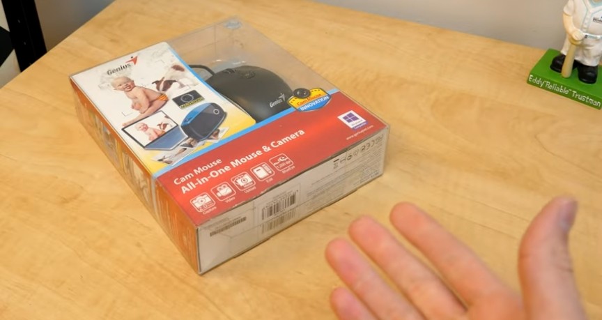 RetroPC on Twitter: "So I sent Michael MJD a weird mouse with a built-in web camera, and he ...