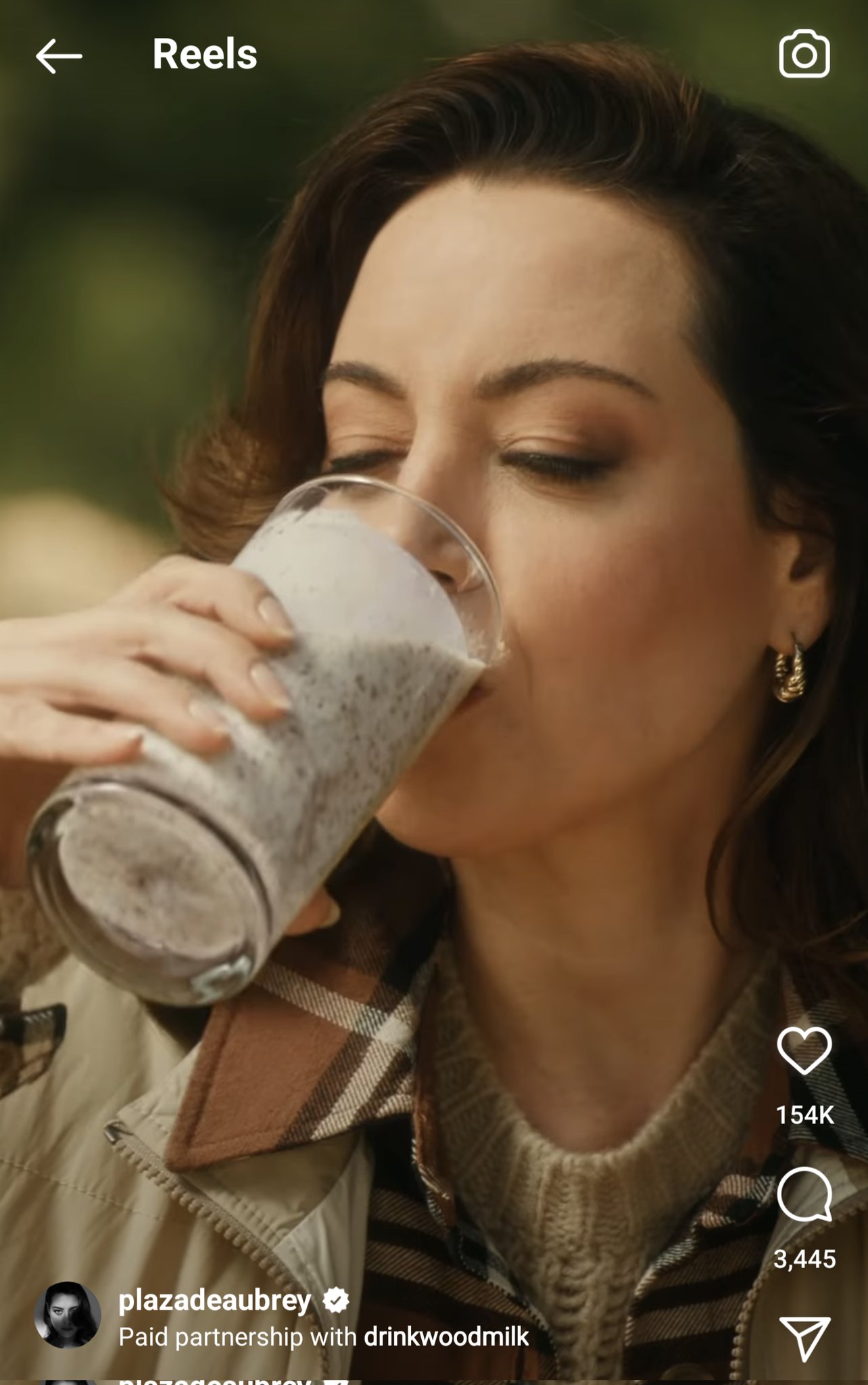 tobias 🌱 on Twitter: "I'm so heartbroken y'all. Aubrey Plaza out here doing ads for the dairy ...