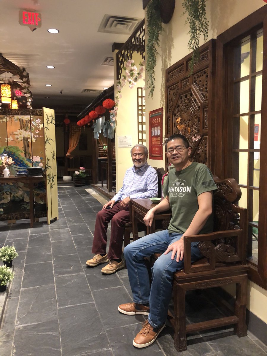 郭宝胜 Baosheng Guo On Twitter 人逢喜事精神爽!今天赴宴王府家园店家居然认出来了,并问我好长时间你不出视频了,为何?😄