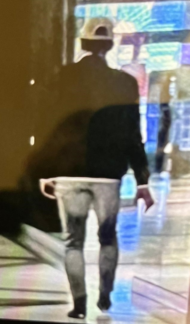 Burnaby Rcmp On Twitter Do You Recognize This Suspect Burnaby Rcmp Looking To Identify 8841