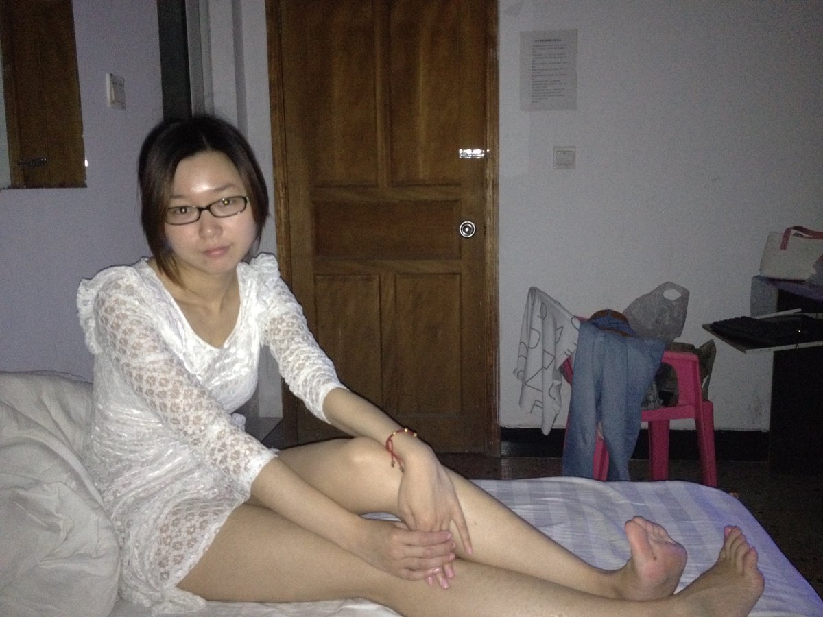 眼镜娘基地 on Twitter: "清纯眼镜小情侣 [1239P+1.91G] #眼镜娘 #眼镜妹 #情侣 #投稿 #女友 #反差 No.022107 投稿：@wqganenshi ...