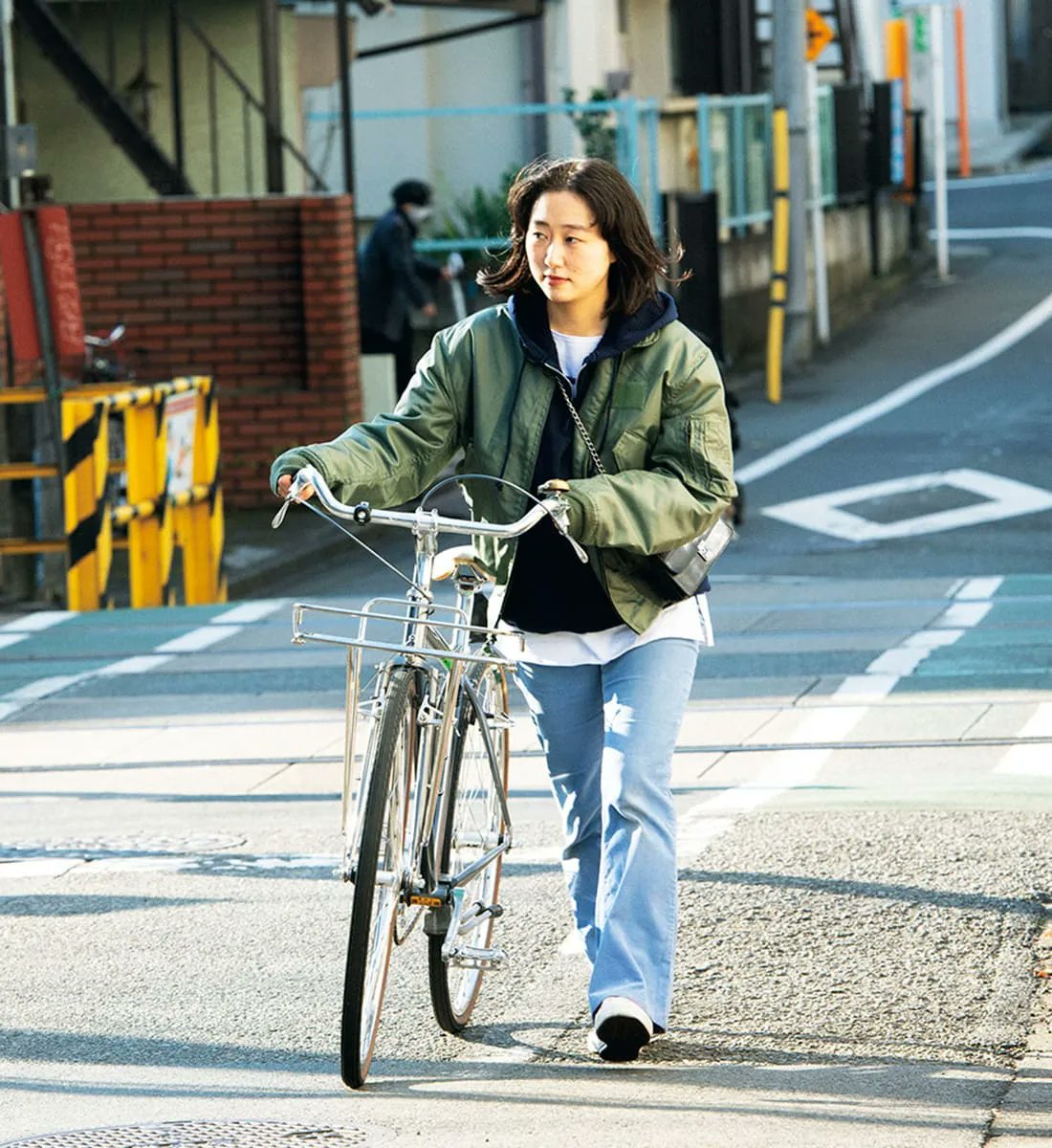 GINZA on Twitter: "暖かくなってきたから、自転車で行動したくなる😎 おしゃれに駆け回る姿をキャッチ。愛車のこだわりを聞きました！https://buff.ly/3ugWJiH"