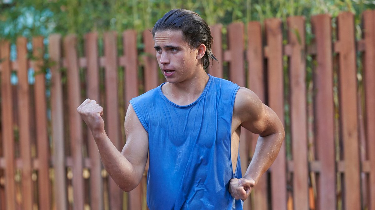 TokuChris on Twitter: "Will die on my "Tanner Buchanan as JJ Oliver" fan-casting hill."