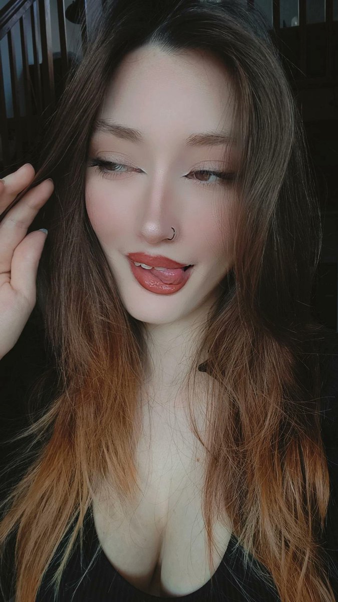 Lilithopium 🔞 on Twitter: "Rdv ce soir sur @Cam4_FR @Cam4 vers 21h30"