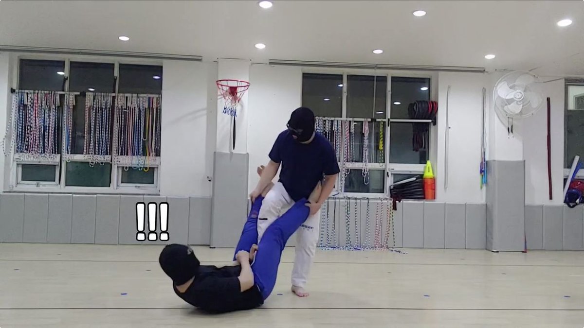 Kickara Lee On Twitter Groin Ballbust 金的 Ballbust Cbt Lowblow