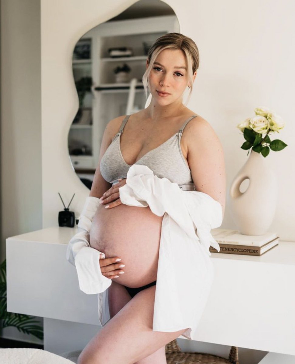 Sexy Pregnant Women On Twitter