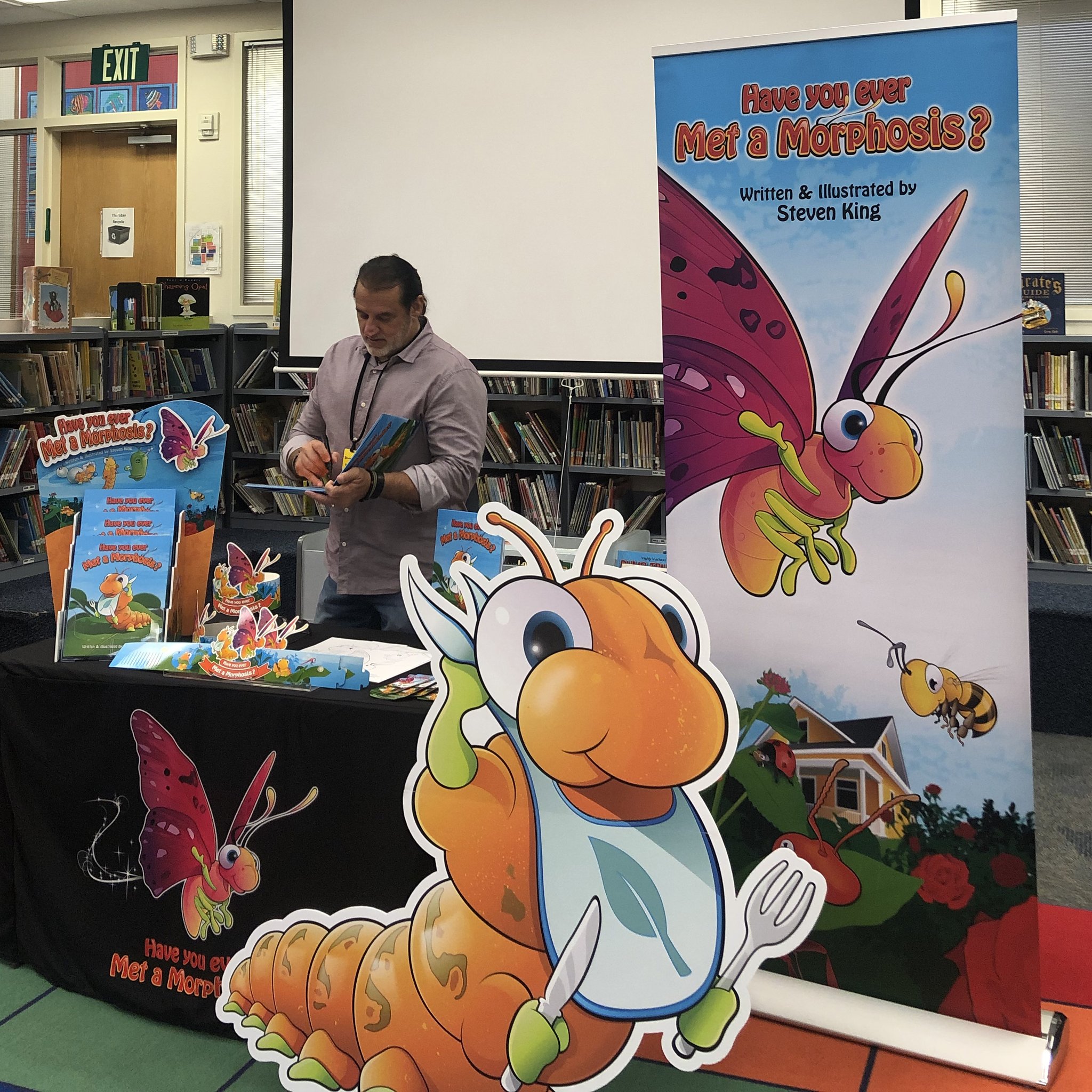 Steve King on Twitter: "Big book event at Kyrene de la Sierra Elementary School for all the ...