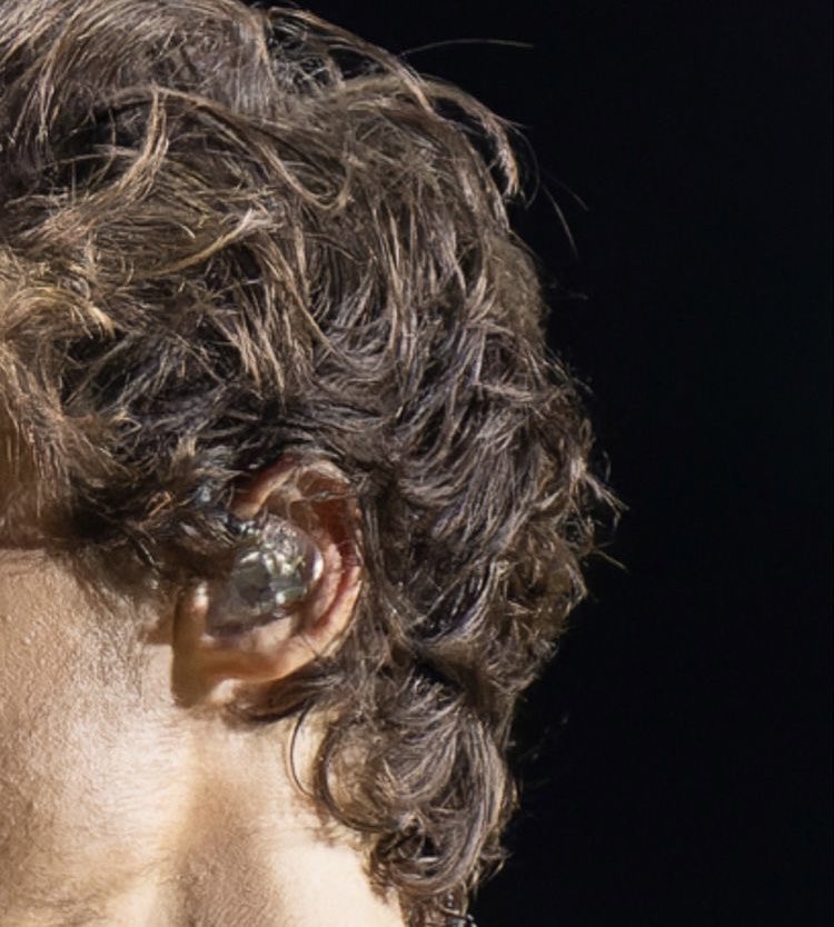 َ On Twitter Curls