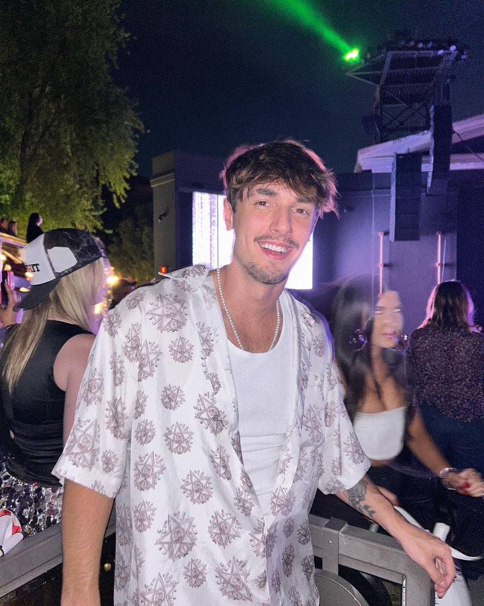 Portal Bryce Hall || Fan Account on Twitter: "📸 | Bryce Hall (@BryceHall) via Instagram Post ...