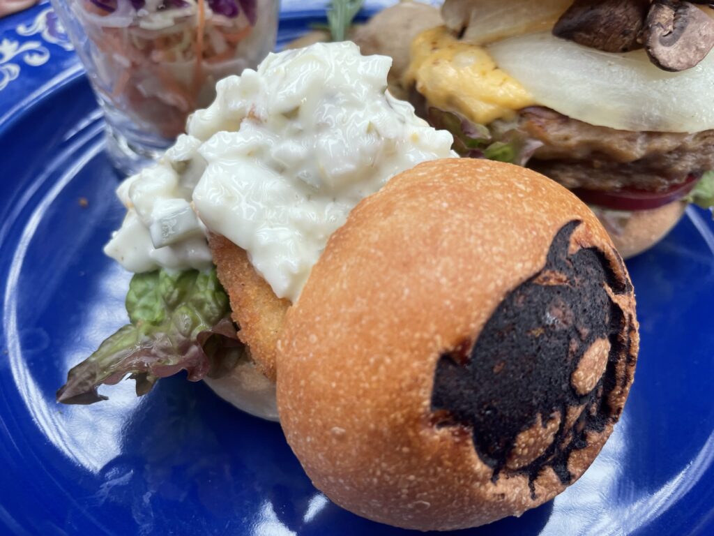 大阪キタ・ミナミじゃーなる On Twitter 劇場版公開記念!大阪ステーションシティのbar Delsoleにて「名探偵コナンカフェ