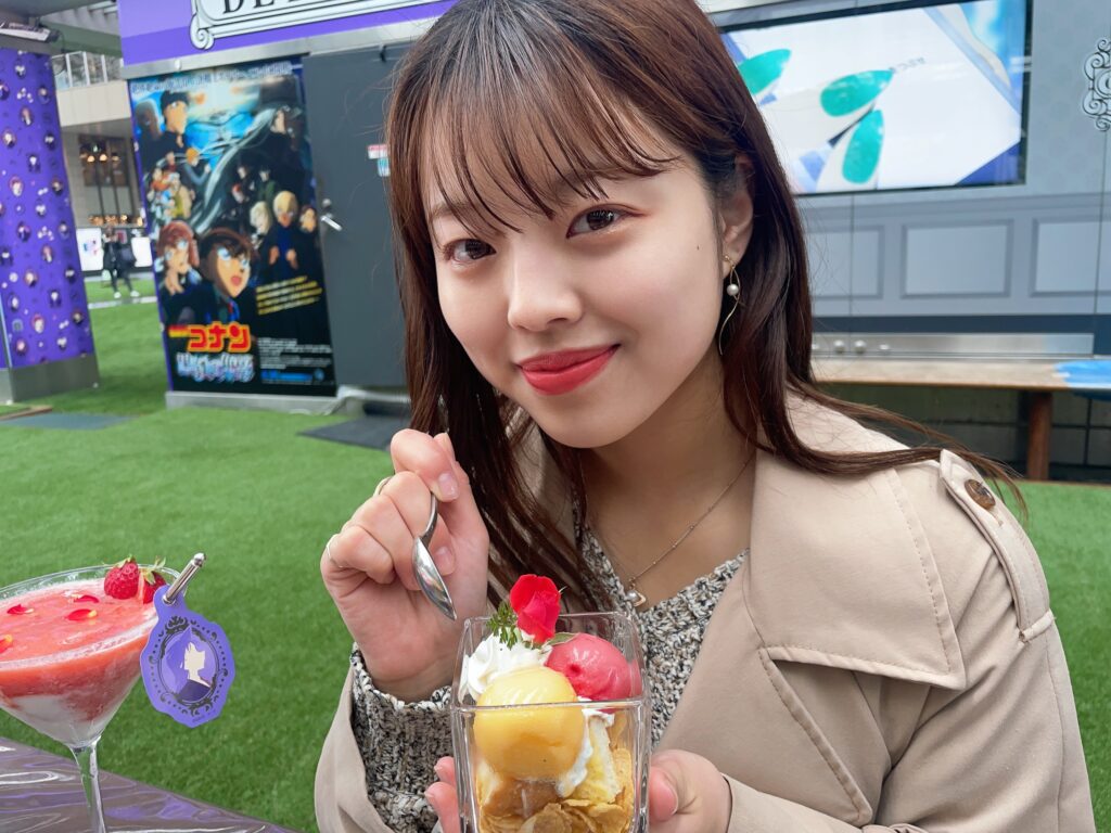 大阪キタ・ミナミじゃーなる on Twitter: "劇場版公開記念！大阪ステーションシティのBAR DELSOLEにて「名探偵コナンカフェ」が開催中【4/6～7/17】 #名探偵コナンカフェ ...