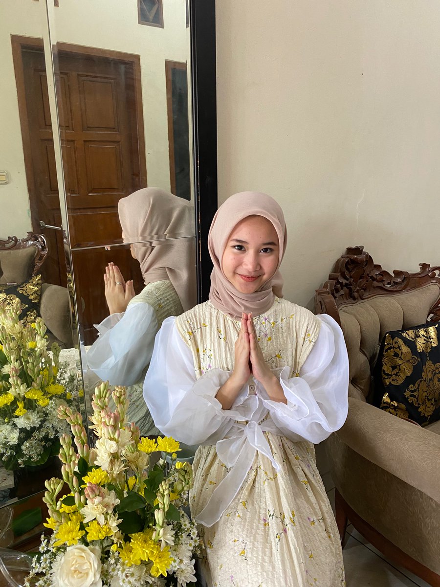 Aan on Twitter: "RT @AA_AlyaJKT48: eid mubarak🙏🤍