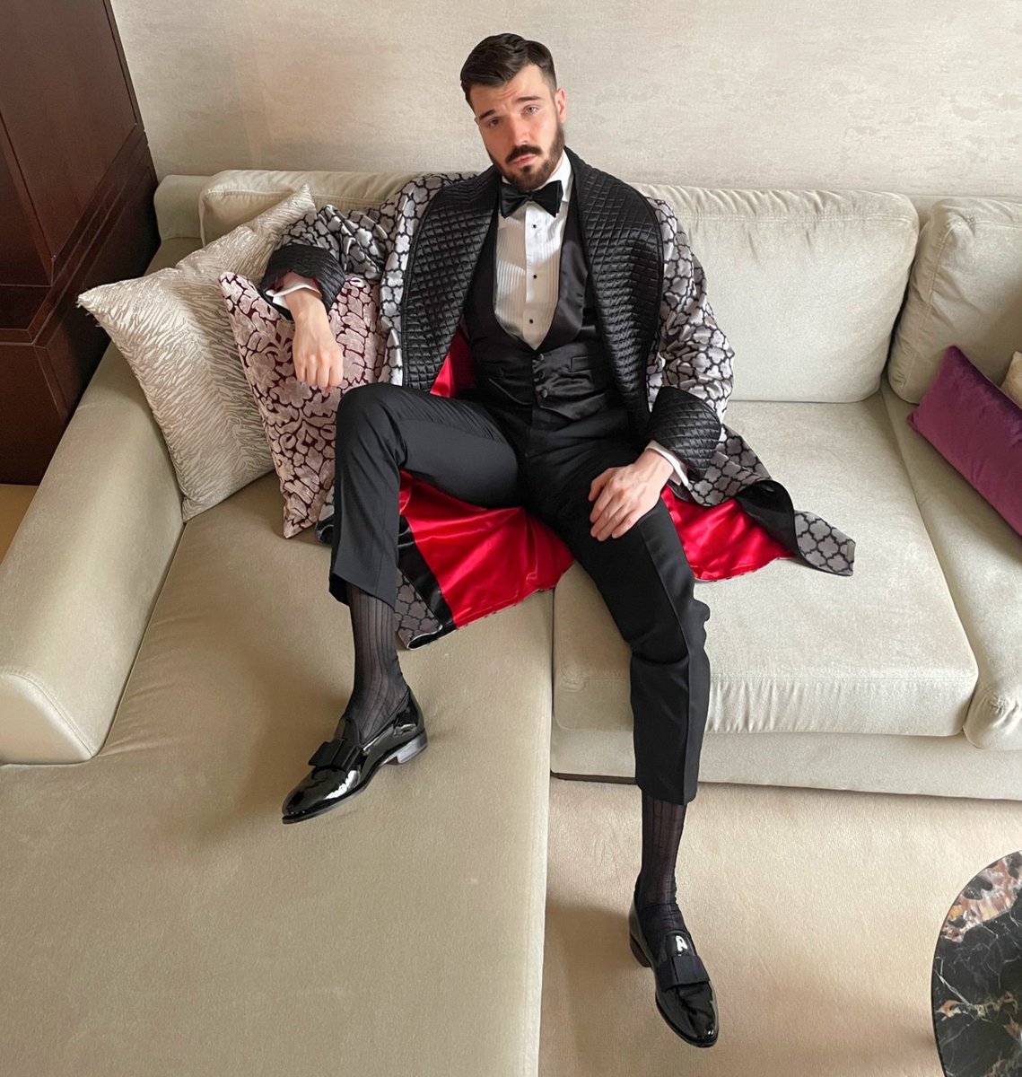 Suited Alpha Dom on Twitter: Suited Alpha Dom on Twitter: