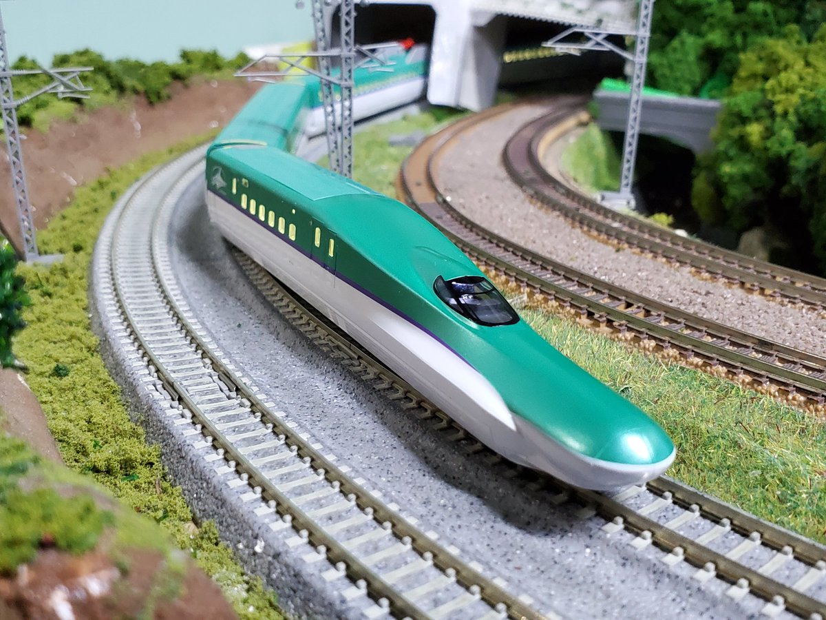 Astraea on Twitter: "#電車ごっこ1185 続き TOMIXのH5系+E6系！ ペンギンモデルの表示器シールで グレードアップ！"
