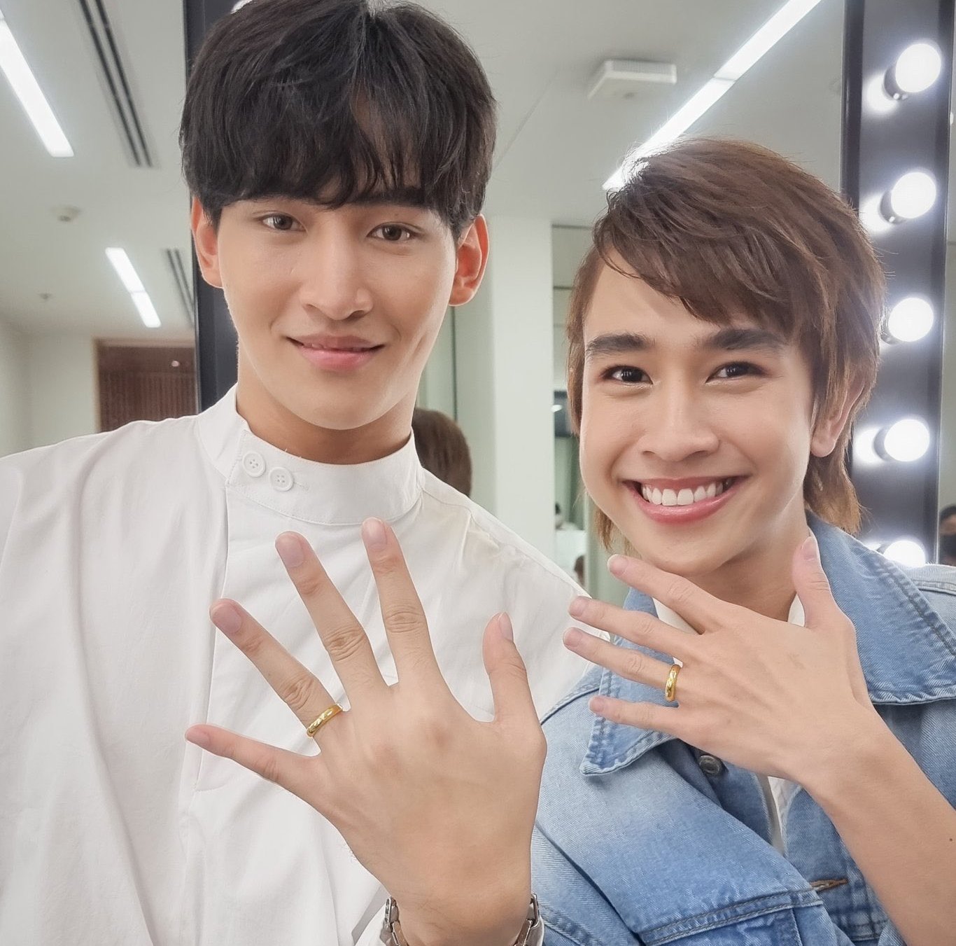 Alka on Twitter: "1 pic that shows #OhmFluke relationship 🐻🐣 https://t.co/UWVazkKrWy" / Twitter