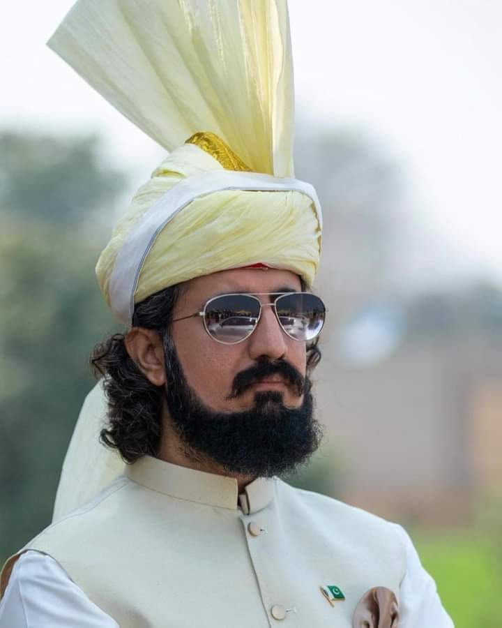 Sultan Muhammad's Instagram, Twitter & Facebook on IDCrawl