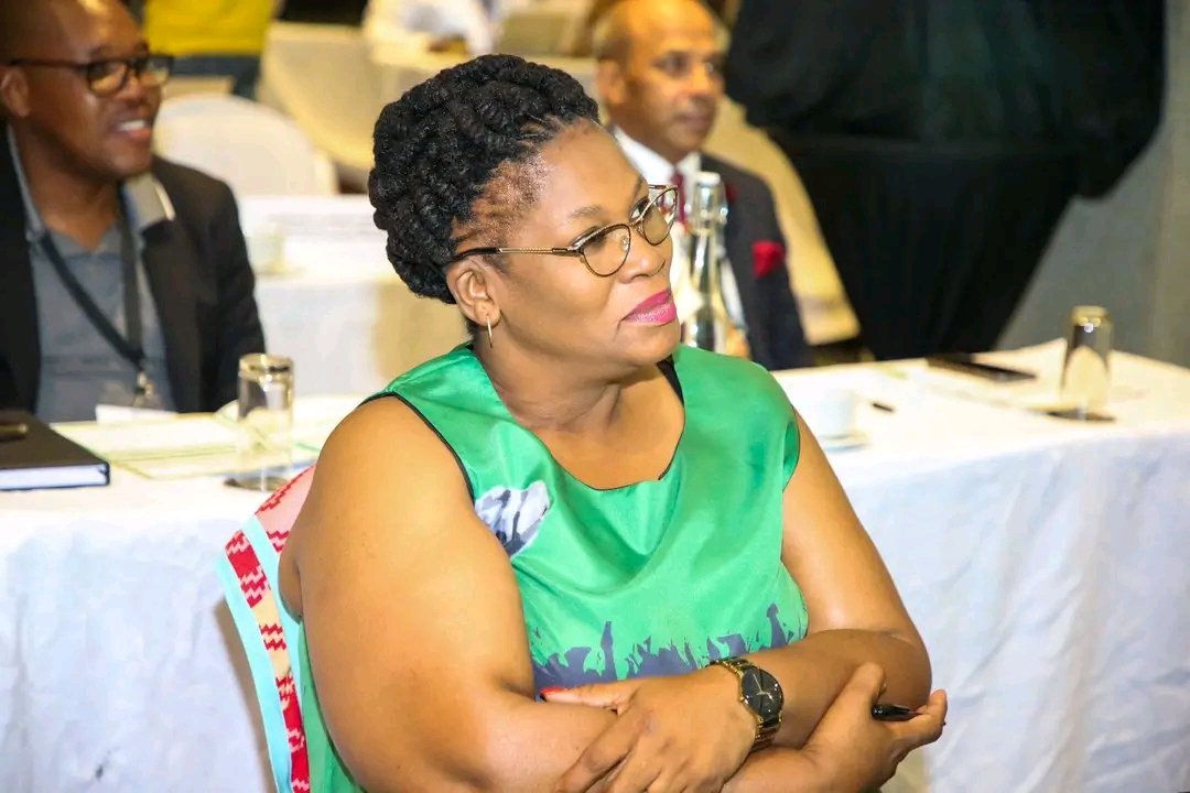 Sihle Mavuso on Twitter: "BREAKING: Minister of Basic Education, Angie Motshekga, has told KZN ...