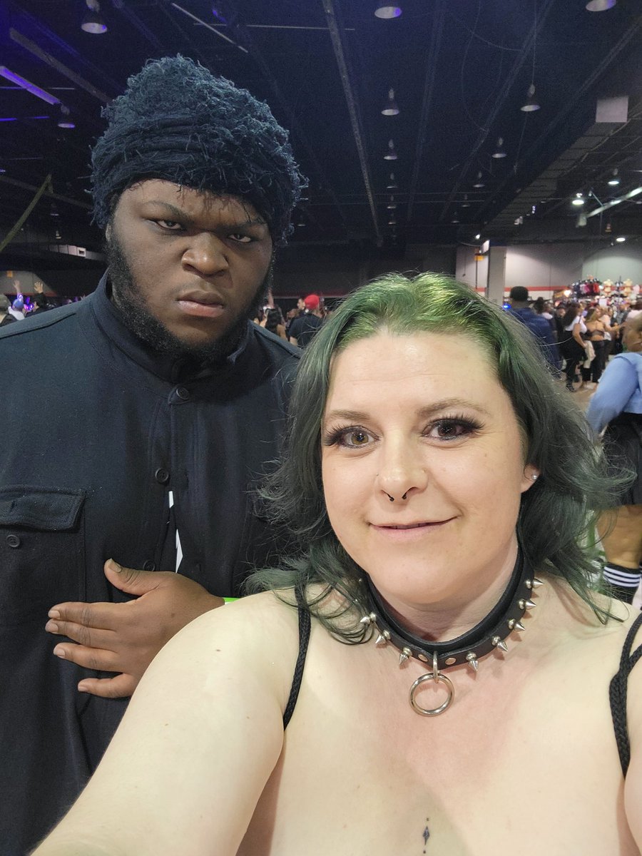 Laci☆Foxx ️ExxxoticaChicago on Twitter: "Ran into 'Angry Reactions' from TT last night."