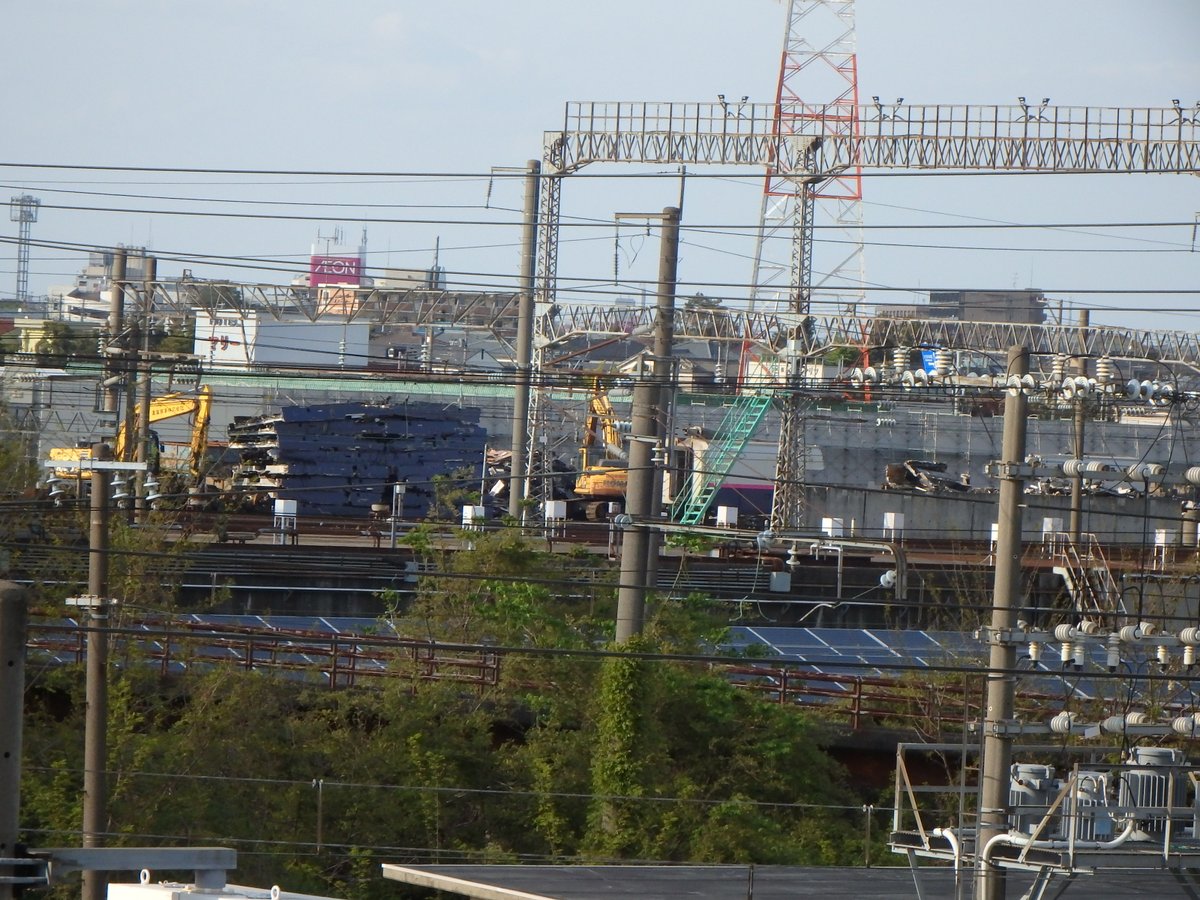 にいてつ on Twitter: "さよならE2系J59編成新潟新幹線車両センター 最後の5号車が解体中 J59編成の解体ももうすぐ終了"