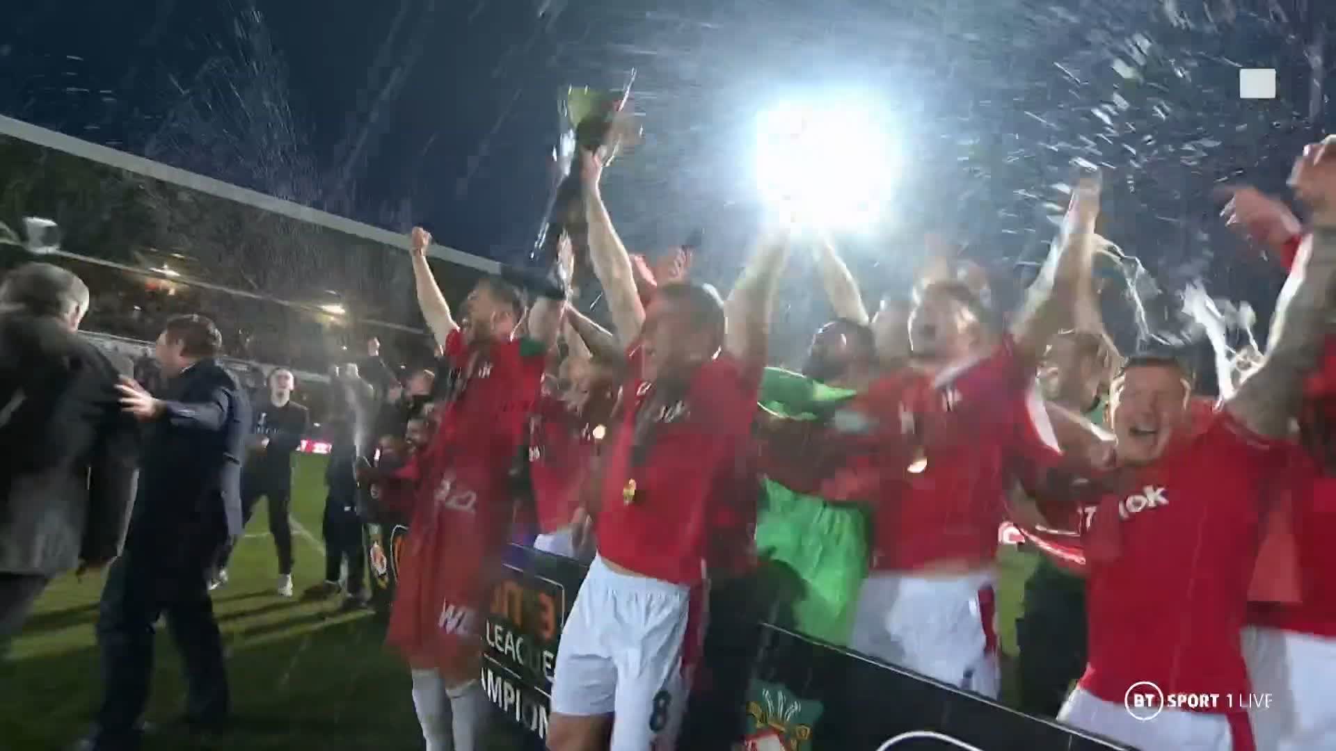 Football on BT Sport on Twitter: "🏆 @WREXHAM_AFC ARE NATIONAL LEAGUE CHAMPIONS 🏴󠁧󠁢󠁷󠁬󠁳󠁿 https://t ...