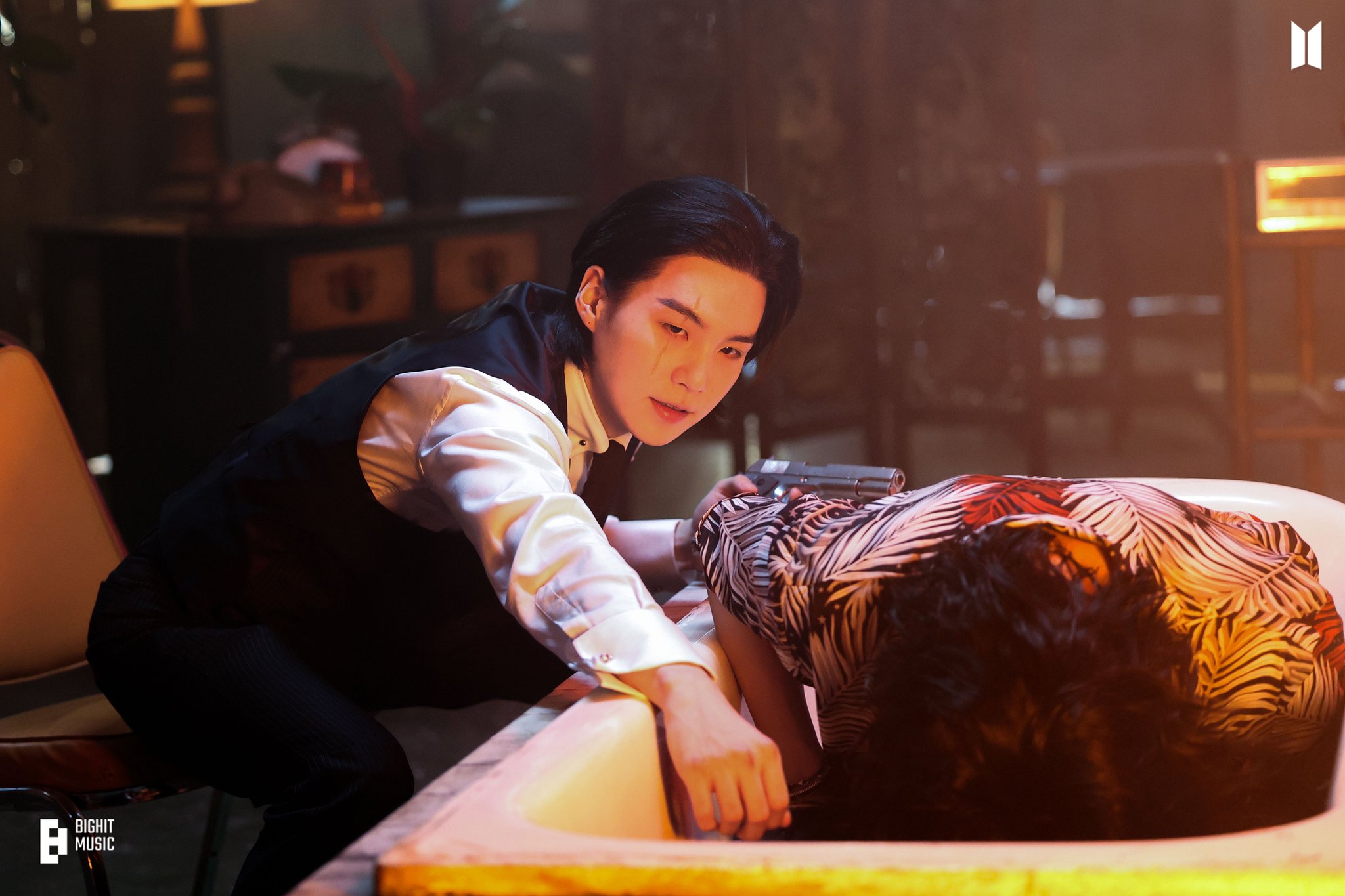 Namu⋆ on Twitter: "Agust D 'Haegeum' MV y Jacket Shoot Photo Sketch -🧸 https://t.co/LB2qBL451b ...