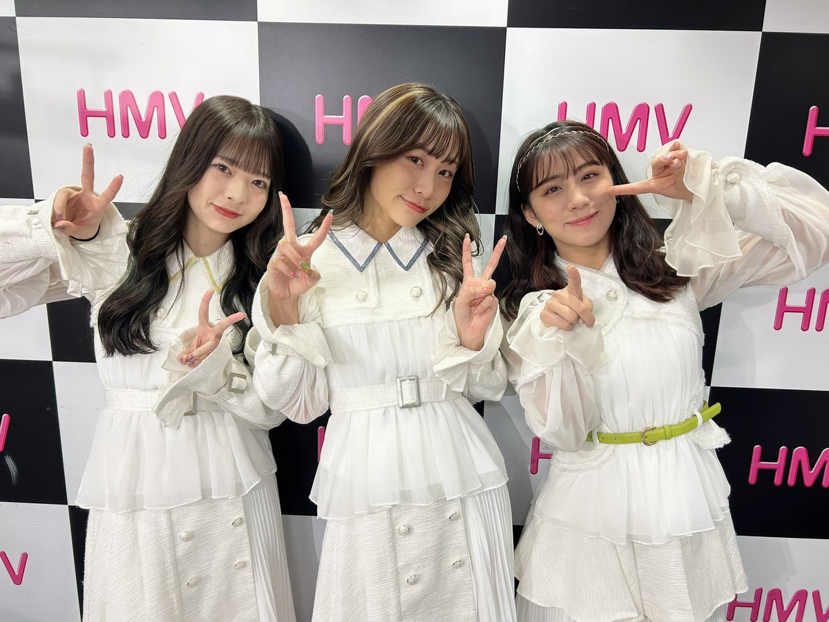 TEAM SHACHI💪 ️💙💜💚 on Twitter: "「はじめまして！シャチフレです！ 写真入り名刺型ステッカーお渡し会」 HMV栄にて、1部始まりました〜🌟 参加メンバー ...