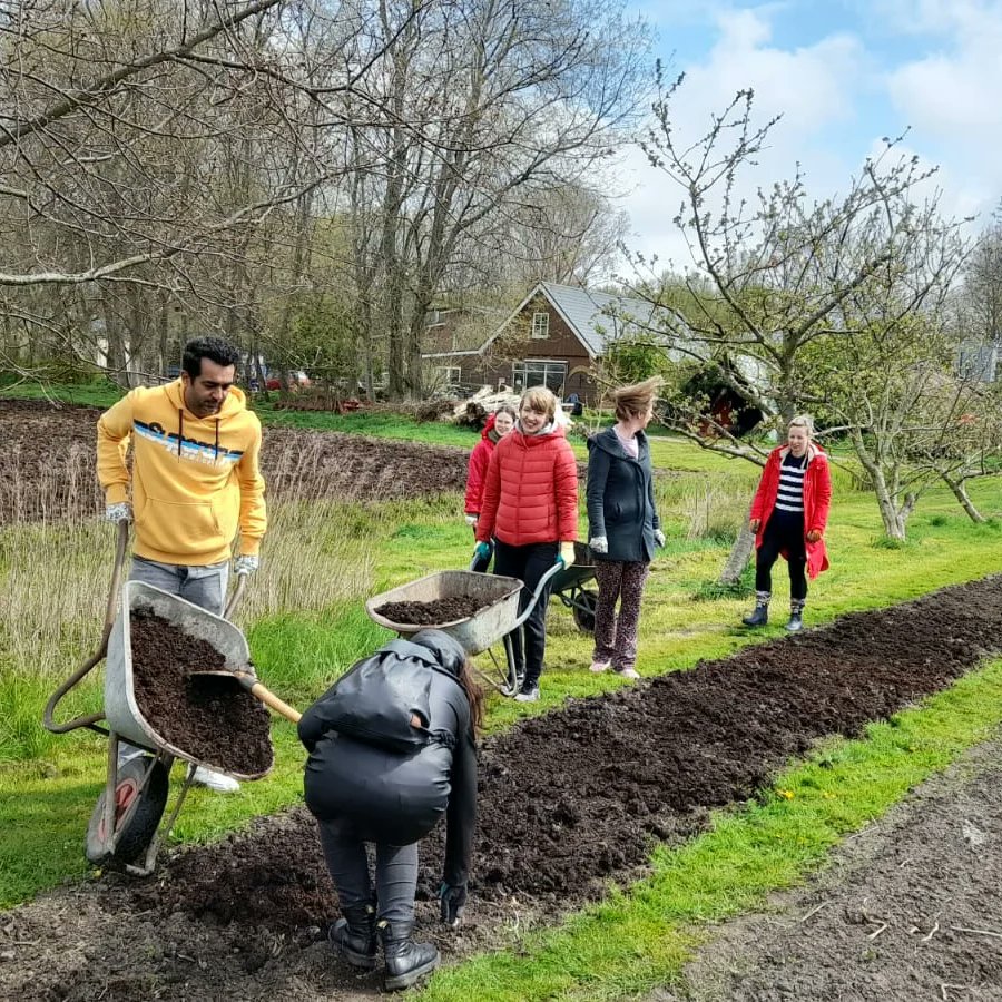 Marie-Louise Boer 🇪🇺🇺🇦 on Twitter: "RT @Voedselpark020: Duizenden Amsterdammers zijn aangesloten ...