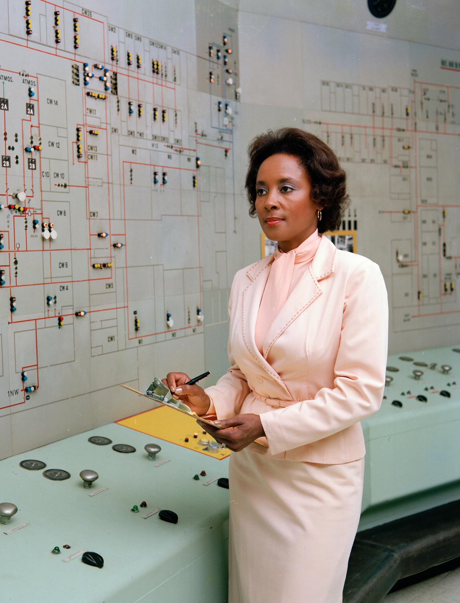 NASA History Office on Twitter: "Annie Easley, born #OTD in 1933, began her career at the NACA ...