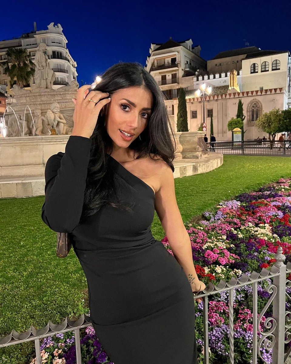 Famosas y Presentadoras on Twitter: "Noor Ben Yessef"