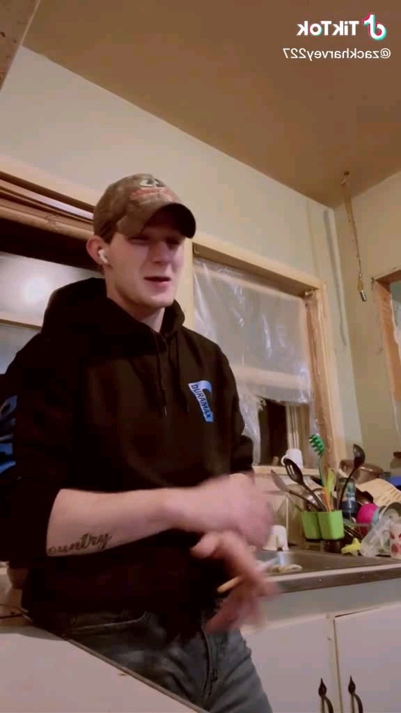 DEAN on Twitter: "redneck !🦌🦌🦌"