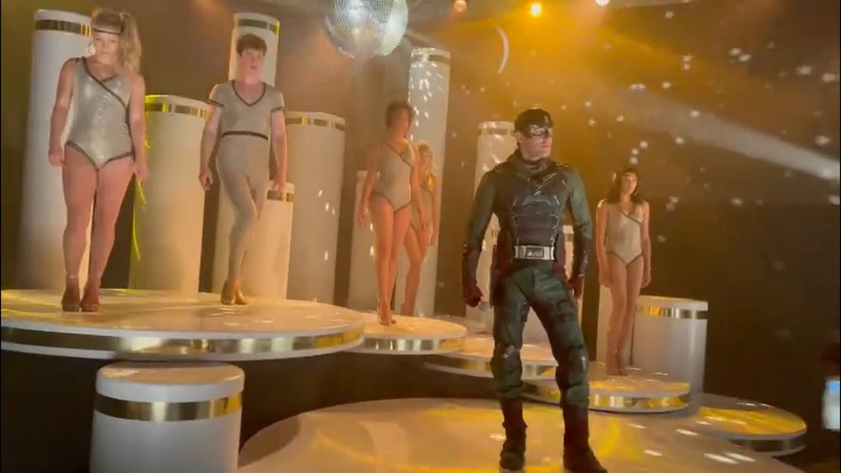 jensenacklesand (2.0) on Twitter: "jensen ackles and filming solid gold"