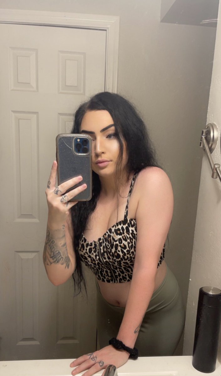 XItsTayy On Twitter Hiiii Say Hi Back xitstayy-on-twitter-hiiii-say-hi-back