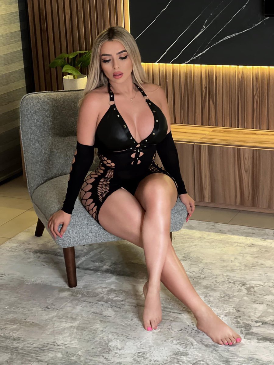 alemiarojas on Twitter: "Disfruta de lo más exclusivo éste Domingo 💋 https://unlok.me/AlemiaRojas"