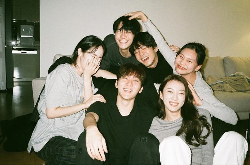 sinb source. 신비 on Twitter: "suji Instagram update with moonbin seungkwan sinb ungjae and umji ...