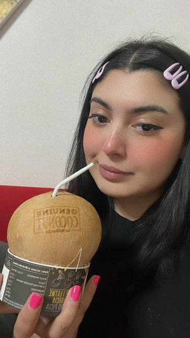 TW Pornstars - Alexandra Doremi. Pictures and videos from Twitter.