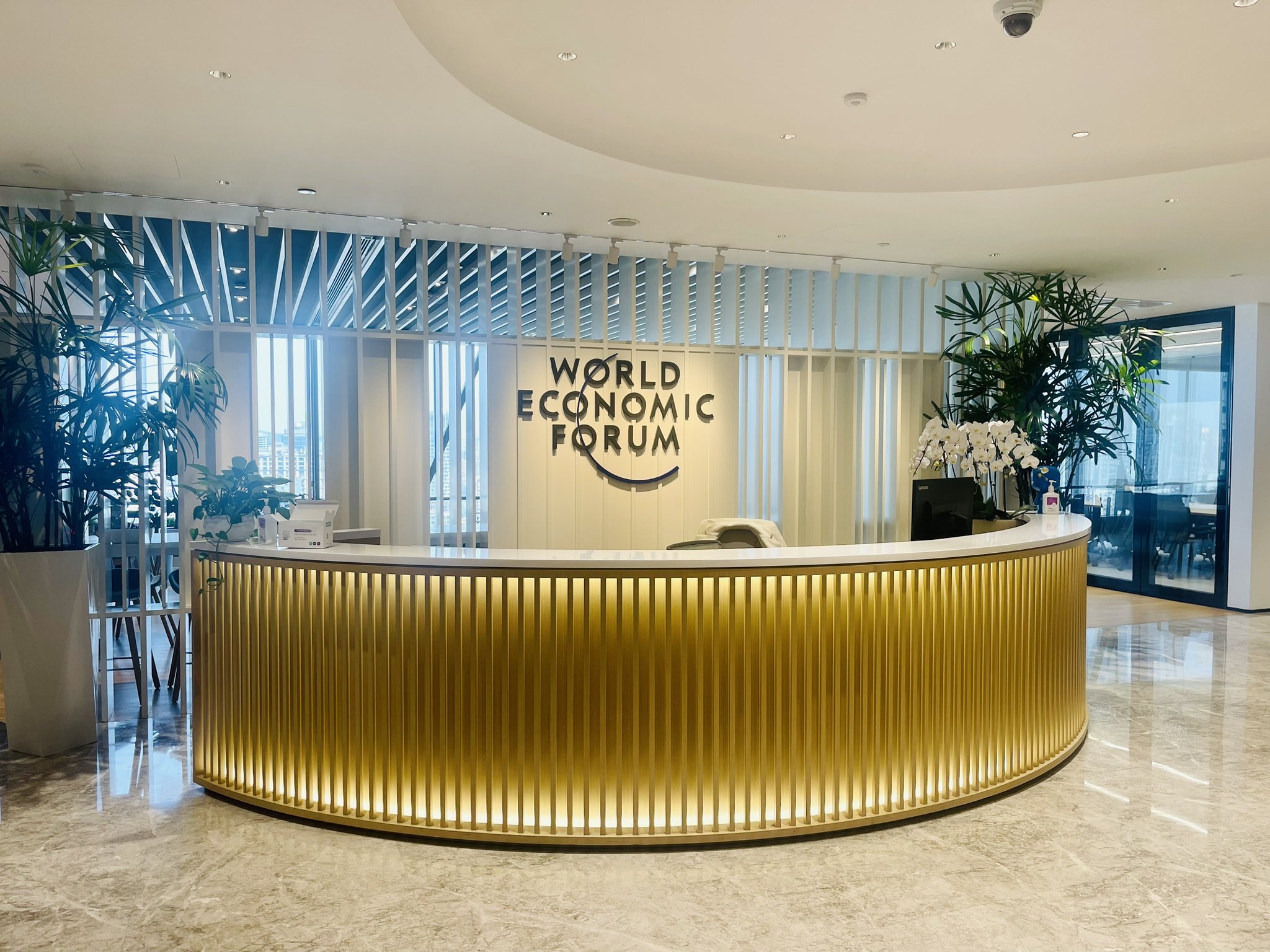 Martina Fuchs on Twitter: "Great to catch up with my friends at the @wef in #China! The #WEF ...