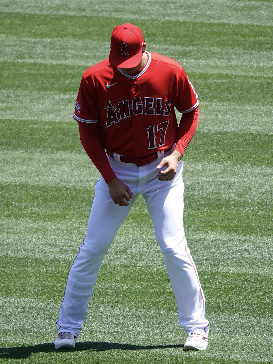 Full Count Mlb取材班 On Twitter エンゼルス・大谷翔平選手⚾️ 試合前に打撃フォームを入念にチェック👀 下半身の使い方の確認でしょうか 3者連発、5試合ぶり5号に